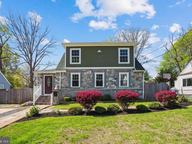 7121 Allison St, Hyattsville, MD 20784