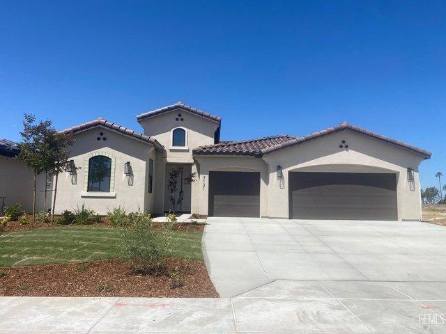 7121 Gladeview Ln, Bakersfield, CA 93263
