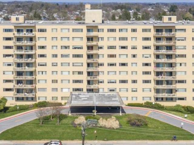 7121 Park Heights Ave #303, Baltimore, MD 21215