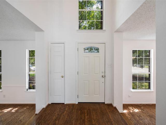 7122 Don Gomez Lane