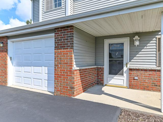 7122 Fieldview Dr, Unit 1