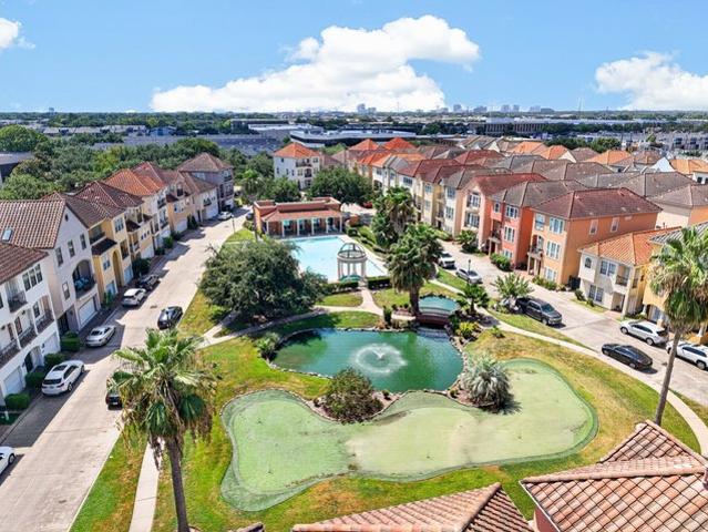 7122 Laguna Villas, Houston, TX 77036