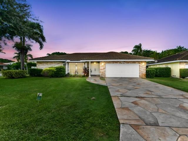 7123 NW 42nd Ct, Coral Springs, FL 33065