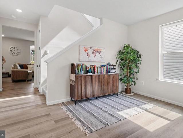 7123 Braxton Court