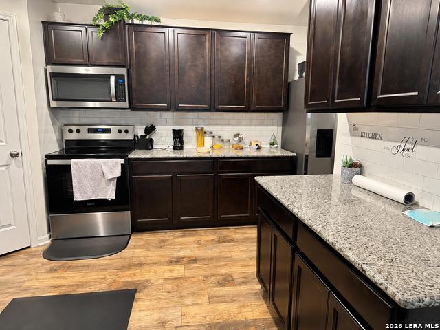 7123 Capella Cir