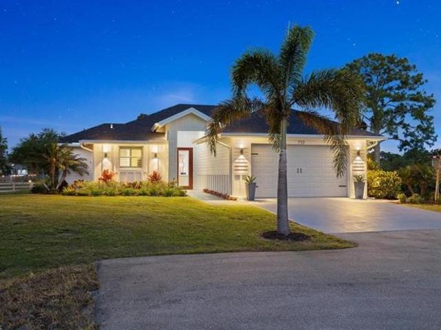 712 25th St SW, Naples, FL 34117