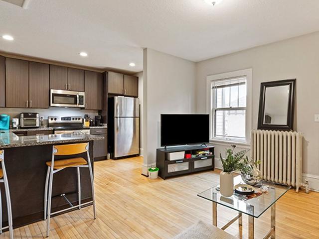 712 4th St SE 3 Bedroom Apartment for Rent at 712 4th St Se, Minneapolis, MN 55414 Marcy Holmes