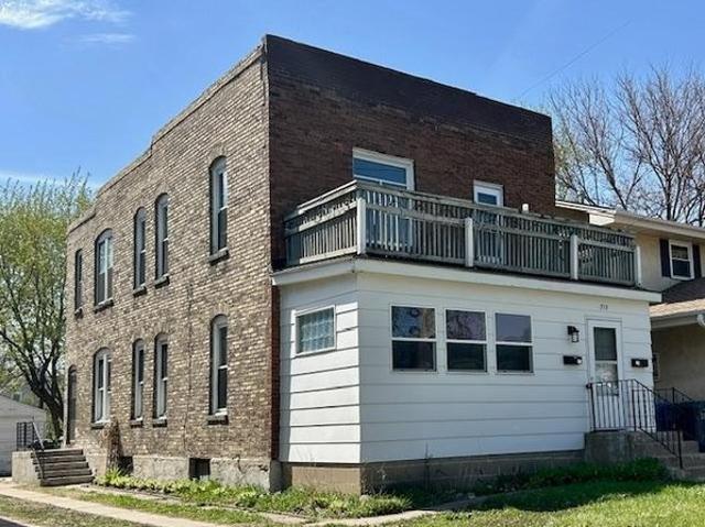 712 6th St NE, Minneapolis, MN 55413
