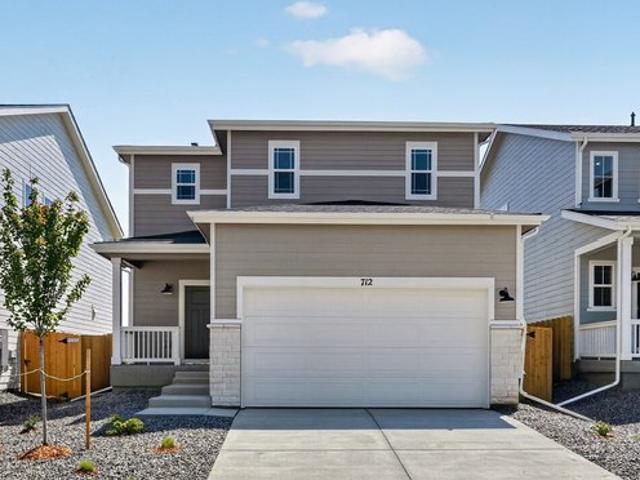 712 96th Avenue Pl, Greeley, CO 80634