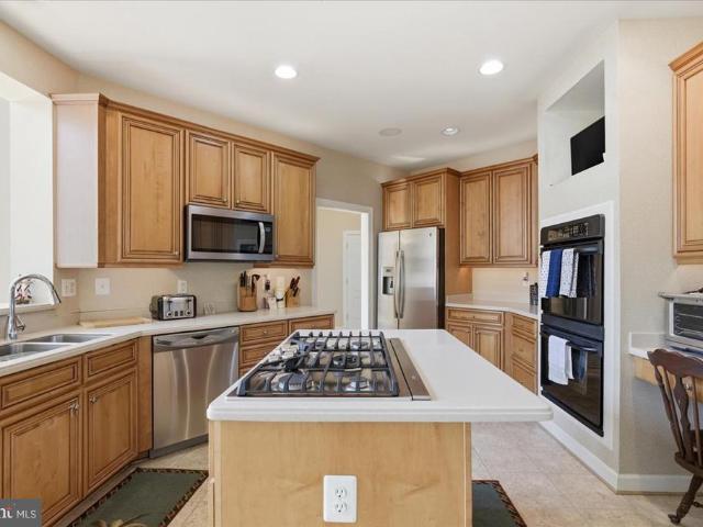 712 Coybay Drive