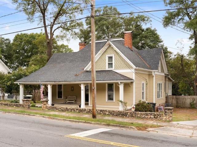 712 College St, Calhoun, GA 30701 | MLS #7663 | Compass