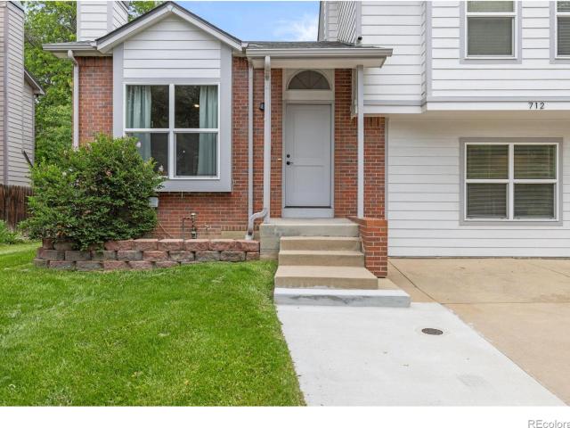 712 Cameron Lane
