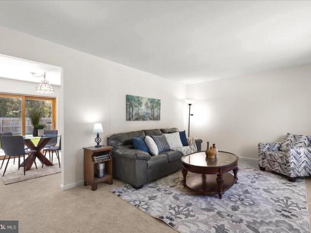712 Cedar Boulevard