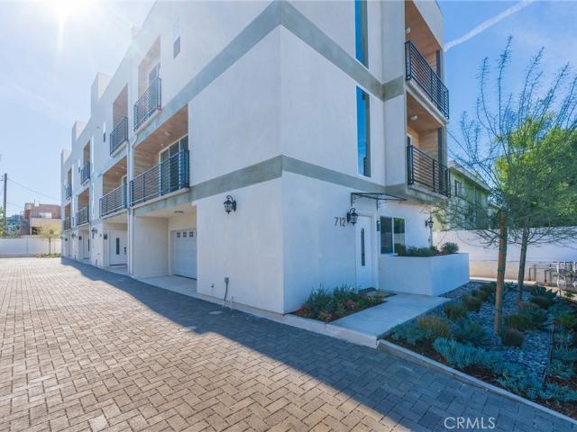 712 Chestnut Ave, Los Angeles, CA 90042 | MLS #OC26078