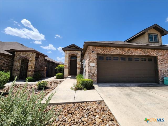712 Creekside Circle