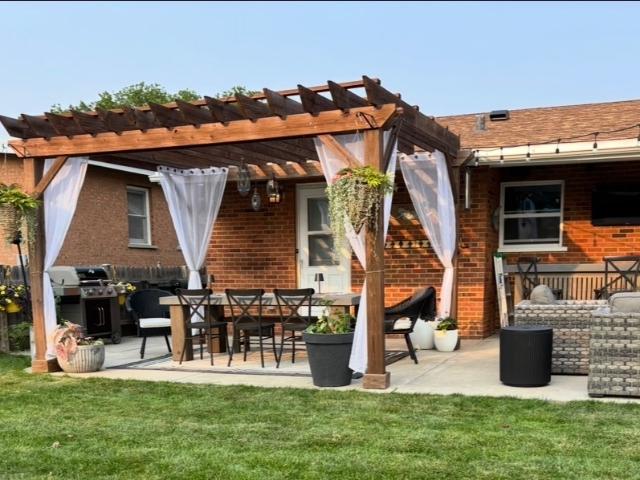 712 Arthur Drive