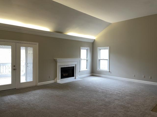712 Arkland Pl