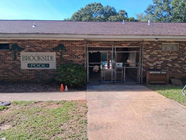 712 Brooks Rd, Mauldin, SC 29662