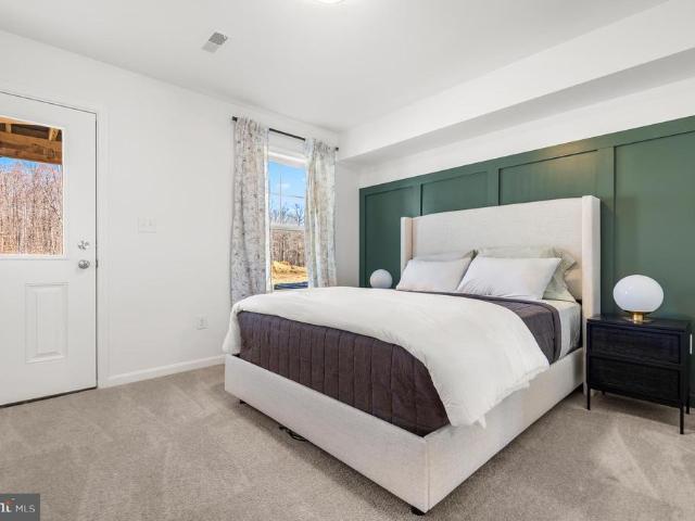 712 Bur Oak Court # 72