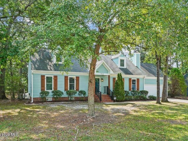 712 Goldleaf Drive