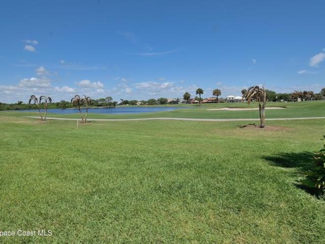 712 Green Valley Ln, Melbourne, FL 32940