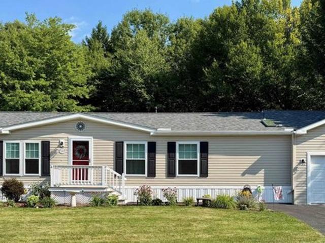 712 Darby Dr, Laconia, NH 03246