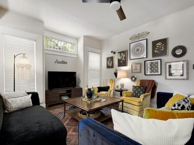 712 E 44th St Apt A, Austin, TX 78751