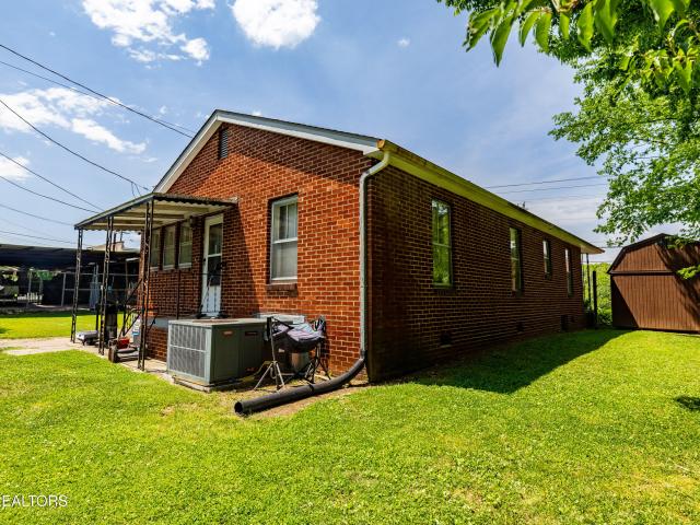 712 E Lincoln Rd