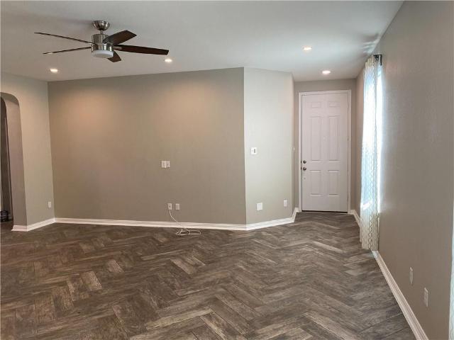 712 Estes Park