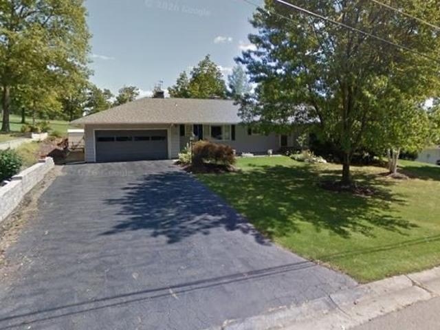 712 Fern Dell Dr, Elmira, NY 14905