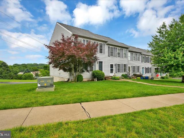712 Knoll Drive