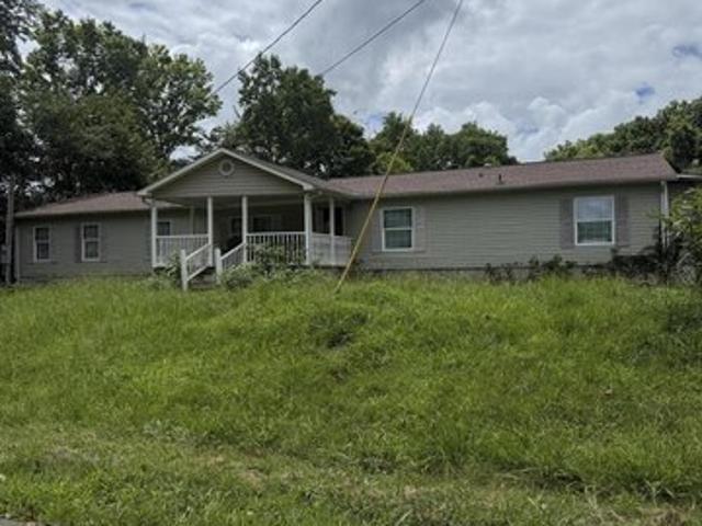 712 Keith Ln, Athens, TN 37303