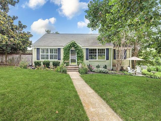712 Kendall Dr, Nashville, TN 37209