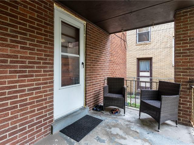 712 Kerr Street