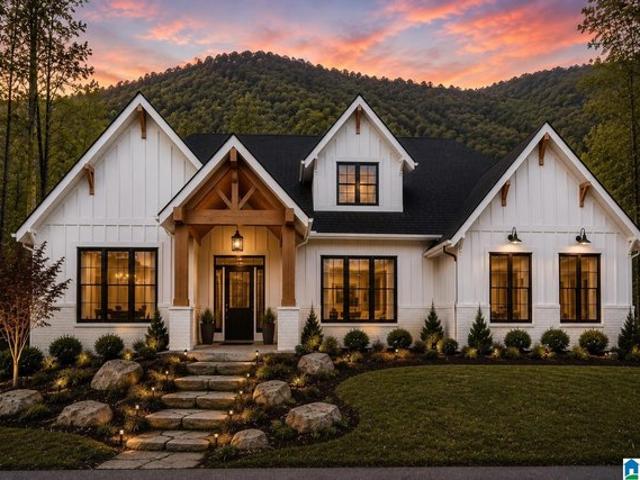 712 Hickory Holw, Chelsea, AL 35043