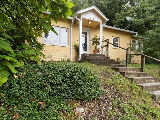 712 Isley Blvd, Excelsior Springs, MO 64024