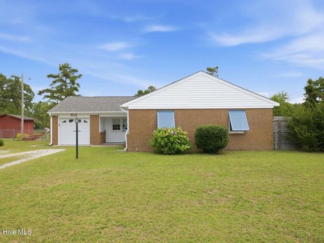 712 James Dr, Newport, NC 28570