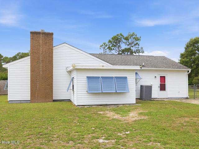 712 James Drive