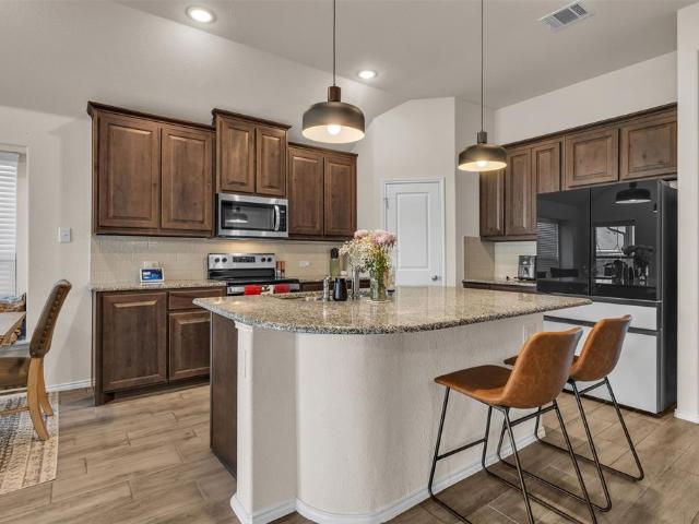 712 Long Iron Dr, Fort Worth, TX 76108 | MLS #21226