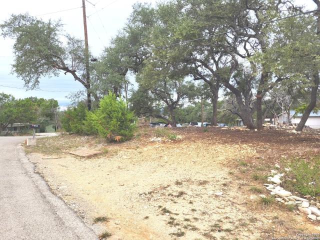 712 La Cresta Dr, Canyon Lake, TX 78133 | MLS #1926 | Compass