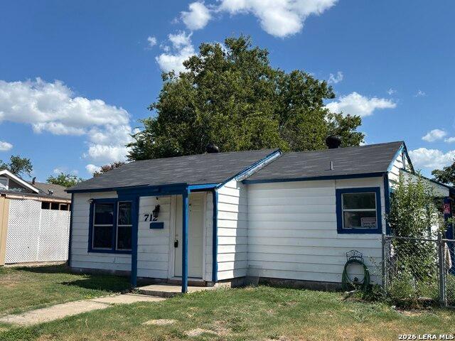 712 Linda Lou Dr