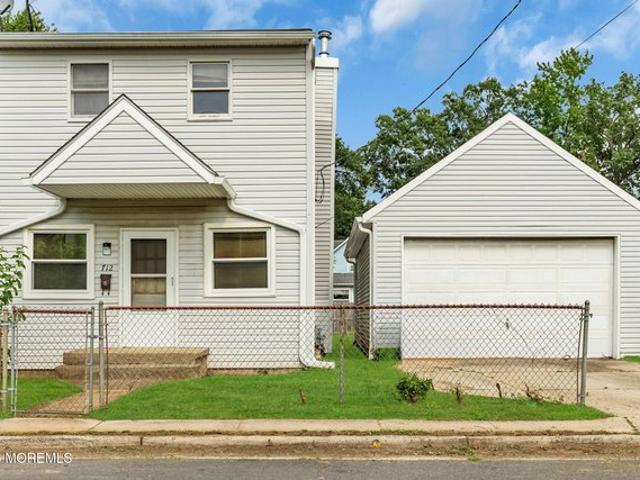 712 Monmouth Pkwy, North Middletown, NJ 07748