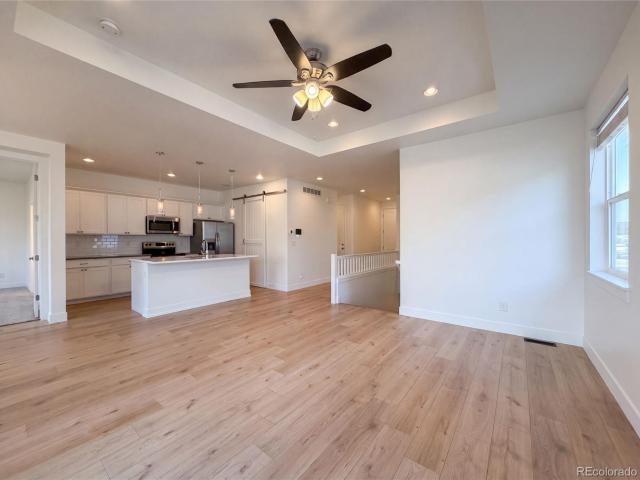 712 N Country Trail