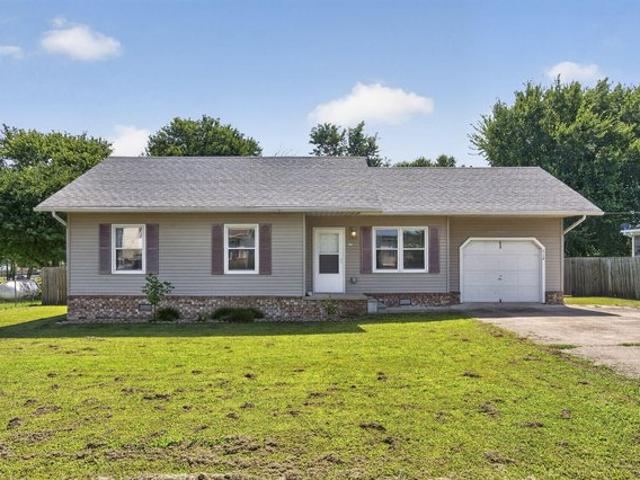 712 S Chestnut St, Buffalo, MO 65622