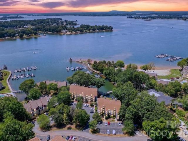 712 Southwest Dr, Davidson, NC 28036