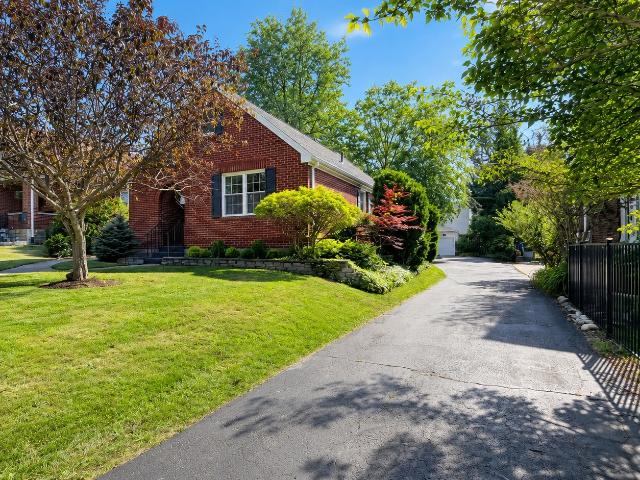 712 shenley drive
