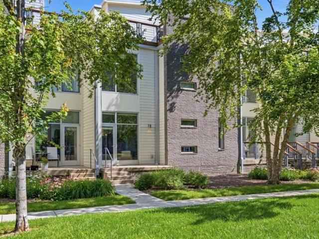 712 Strickland Dr, Nashville, TN 37206