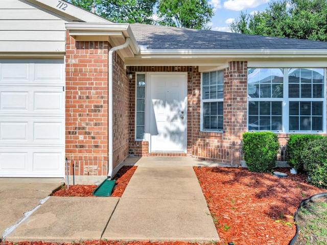 712 Riverhead Drive