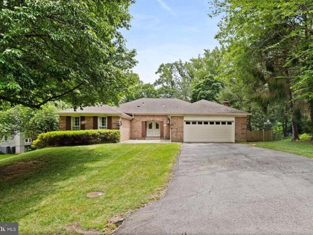 712 Ridge Dr, McLean, VA 22101