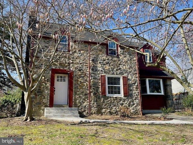 712 Woodsdale Rd, Wilmington, DE 19809
